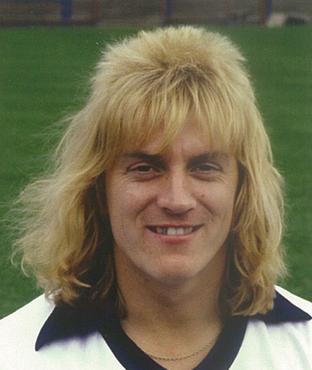 Os jogadores de futebol e seus cortes de cabelo – parte 4