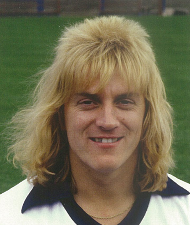 Os jogadores de futebol e seus cortes de cabelo – parte 4